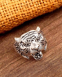 Devil Collection Lion Head Ring | VOYLLA Fashions